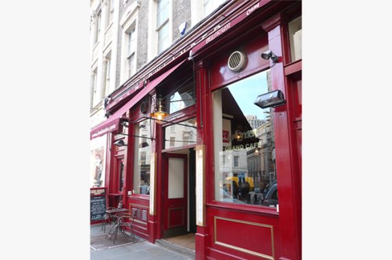 ロウランダー・グランド・カフェ Lowlander Grand Cafe | パブ、ガストロ・パブ | ロンドン・レストランガイド ...